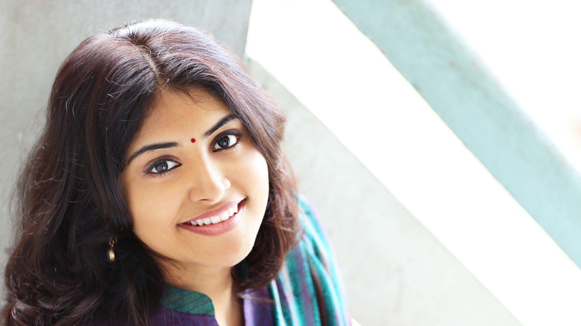 Manjima Mohan Wallpapers - Top Free Manjima Mohan Backgrounds - WallpaperAccess