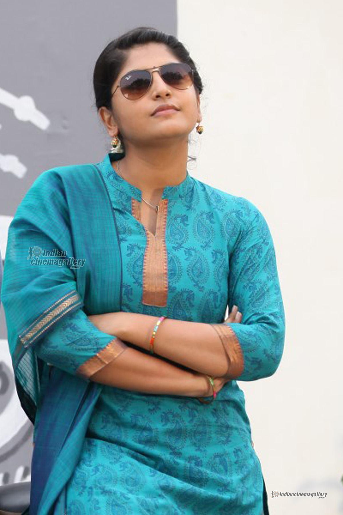 Manjima Mohan Wallpapers - Top Free Manjima Mohan Backgrounds ...