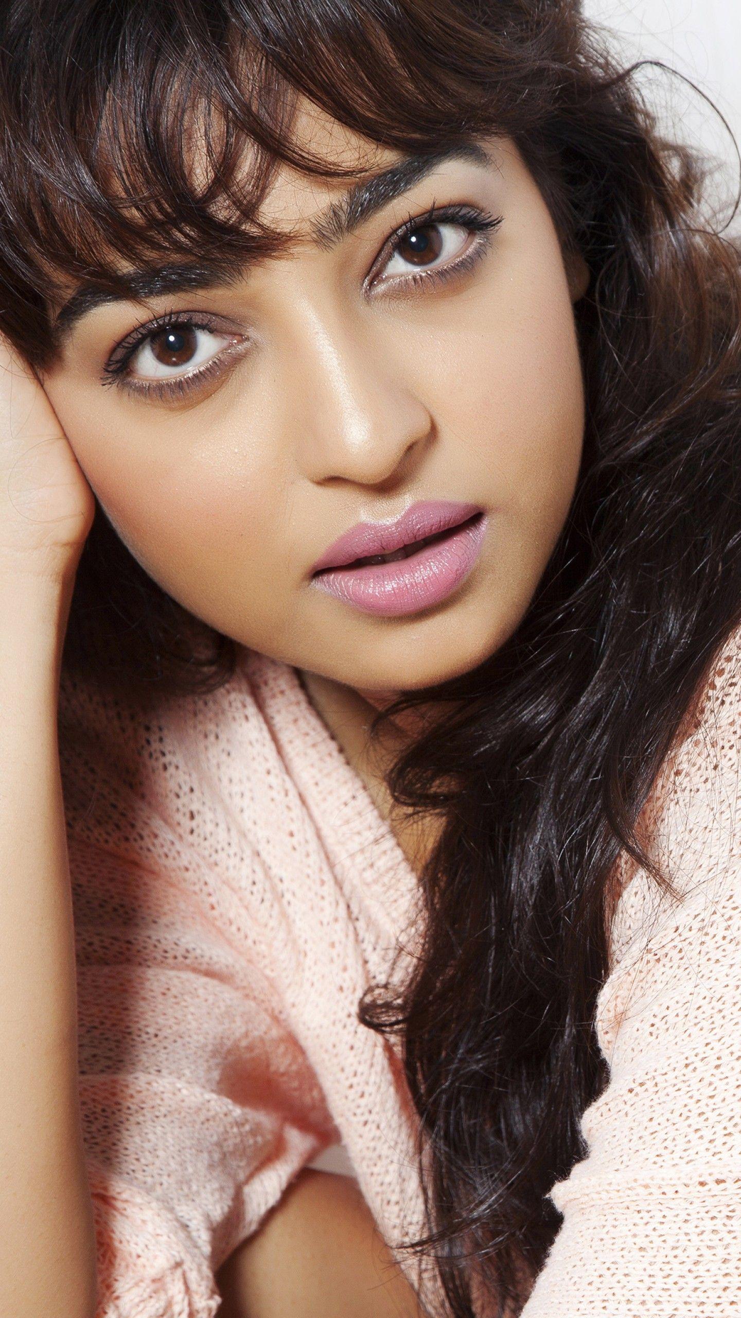 Radhika Apte Wallpapers - Top Free Radhika Apte Backgrounds ...