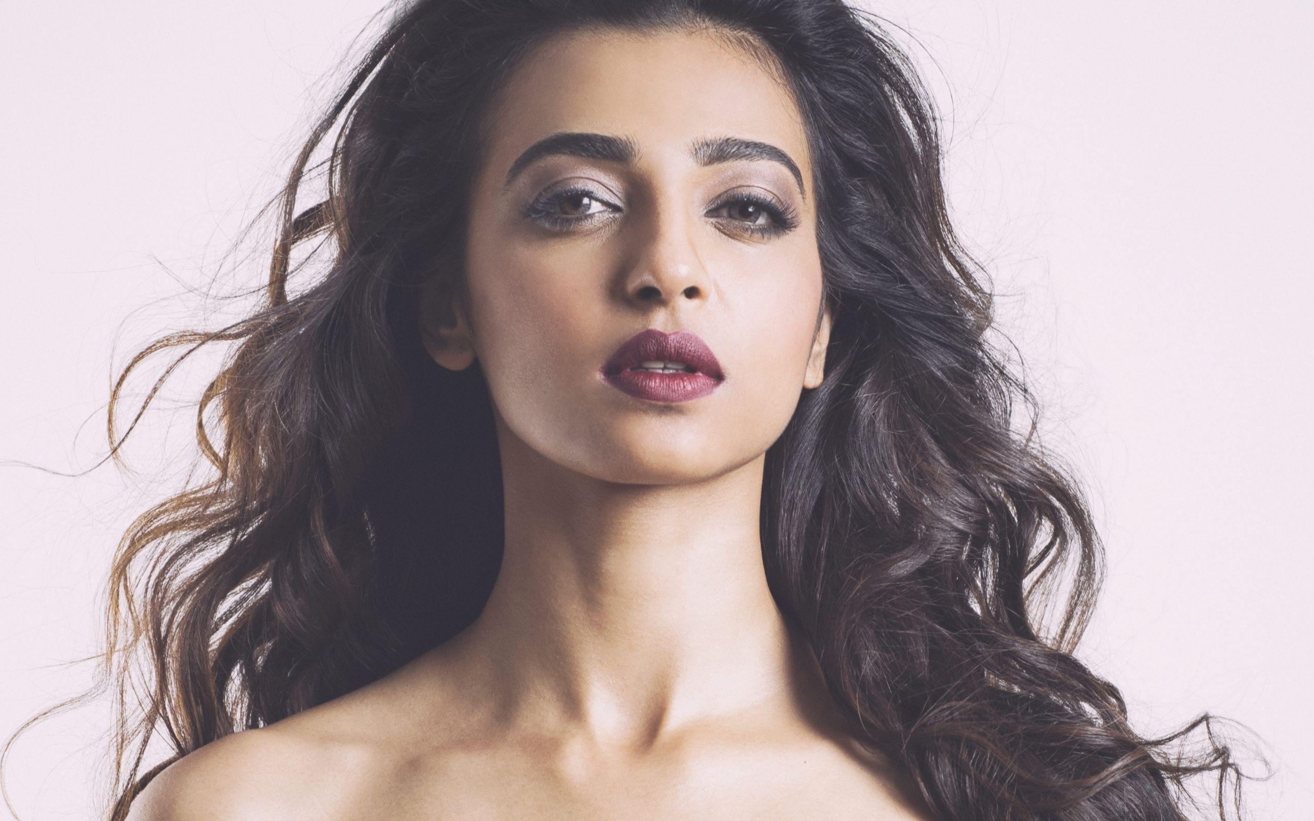Radhika Apte Wallpapers - Top Free Radhika Apte Backgrounds ...