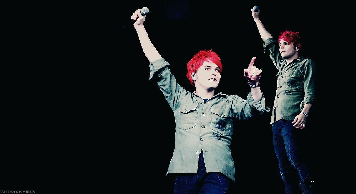 Gerard Way Wallpapers - Top Free Gerard Way Backgrounds - WallpaperAccess