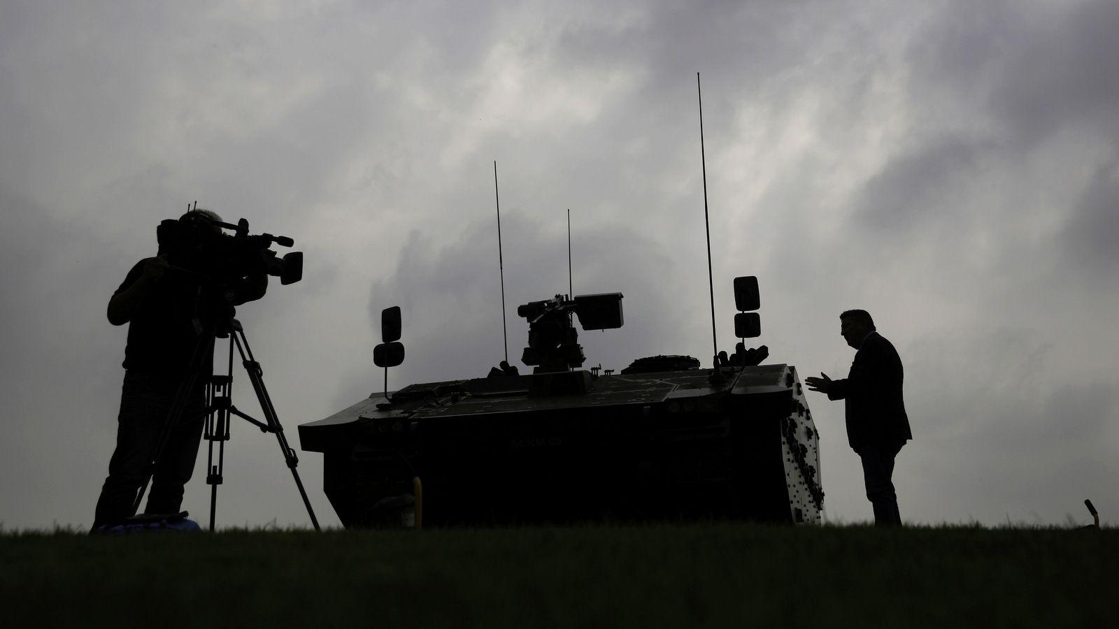 Journalist Wallpapers - Top Free Journalist Backgrounds - WallpaperAccess