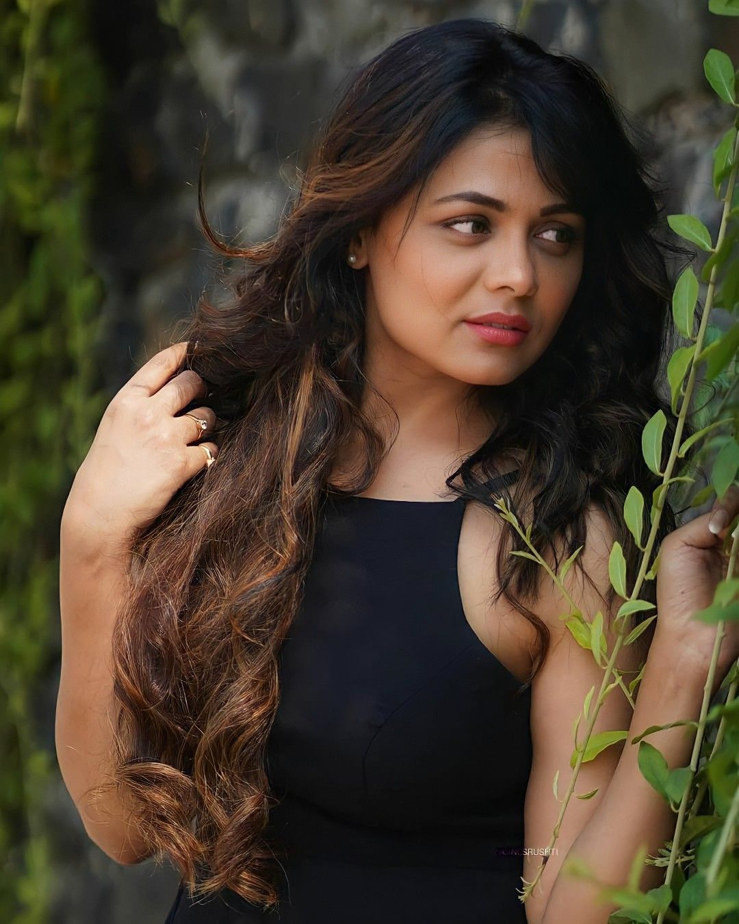 Marathi Actress Wallpapers - Top Free Marathi Actress Backgrounds - WallpaperAccess