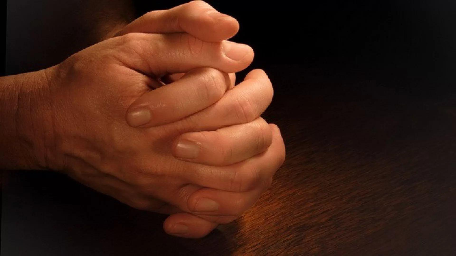 Praying Hands Wallpapers - Top Free Praying Hands Backgrounds ...