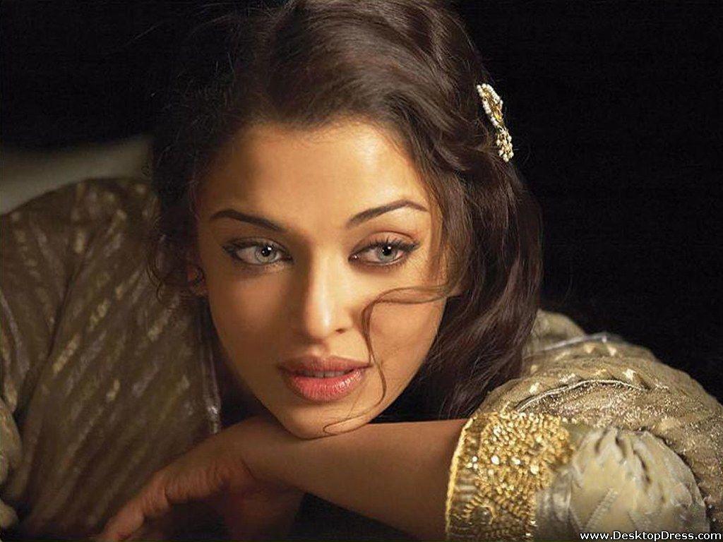 Aishwarya Wallpapers - Top Free Aishwarya Backgrounds - WallpaperAccess