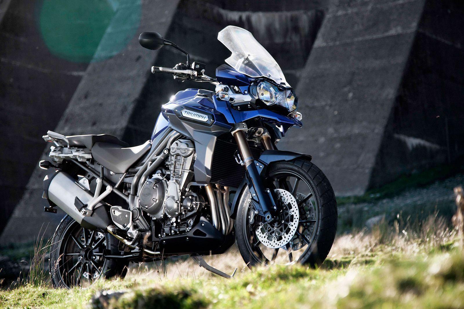 Triumph Tiger Wallpapers - Top Free Triumph Tiger Backgrounds ...