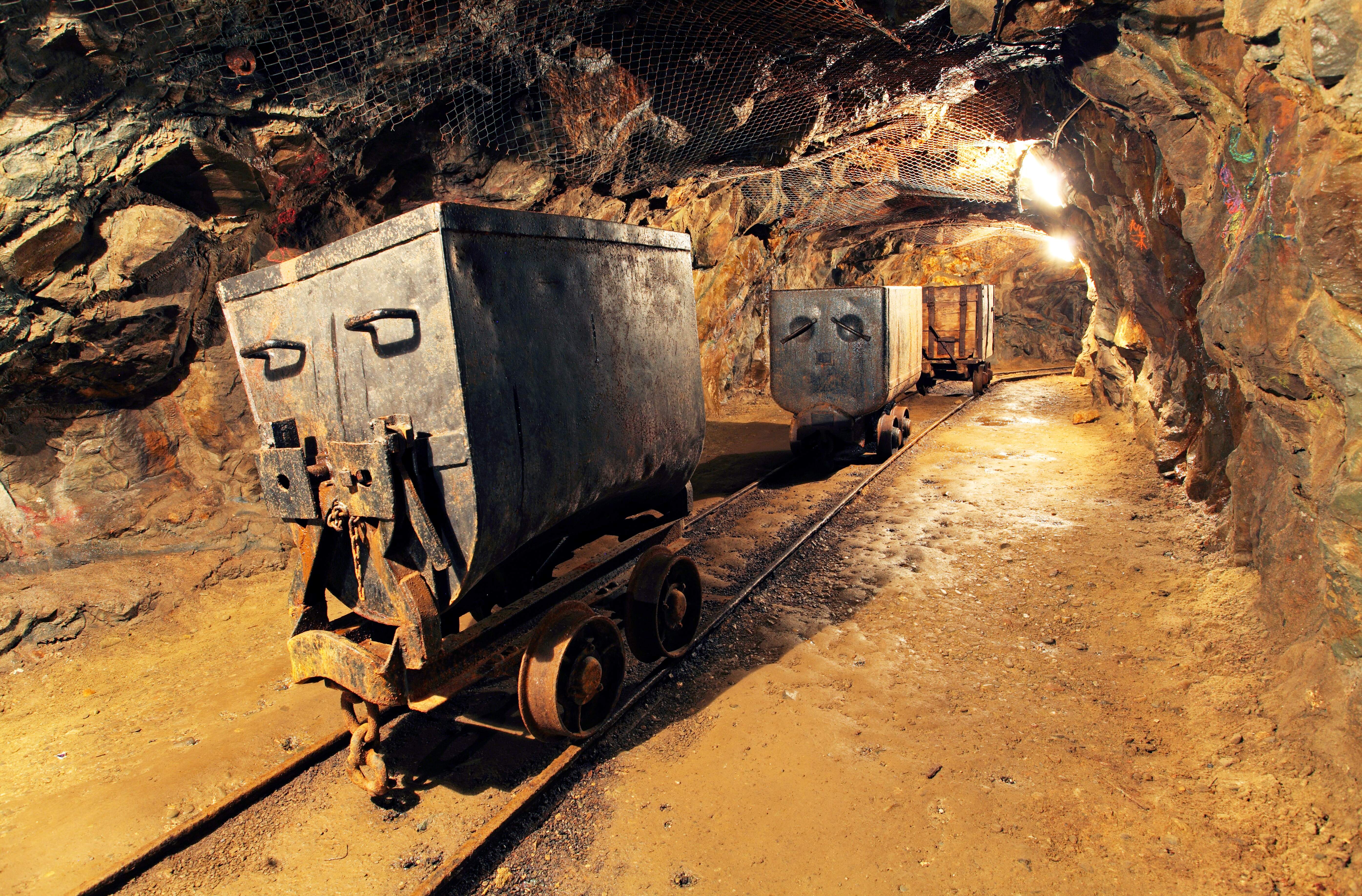Gold Mining Wallpapers - Top Free Gold Mining Backgrounds - WallpaperAccess