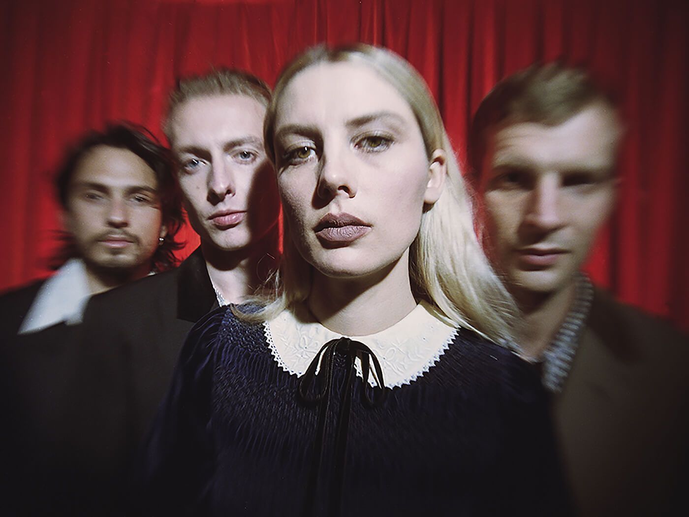 Wolf Alice Wallpapers - Top Free Wolf Alice Backgrounds - WallpaperAccess