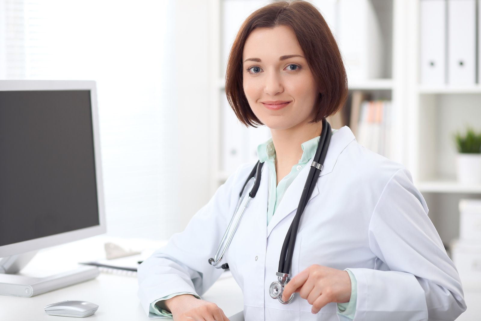 Lady Doctor Wallpapers - Top Free Lady Doctor Backgrounds - WallpaperAccess