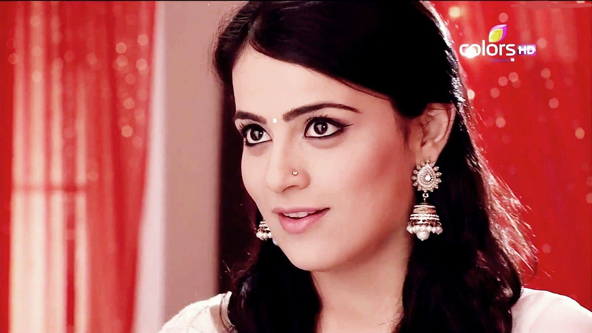 Radhika Madan Wallpapers - Top Free Radhika Madan Backgrounds - WallpaperAccess