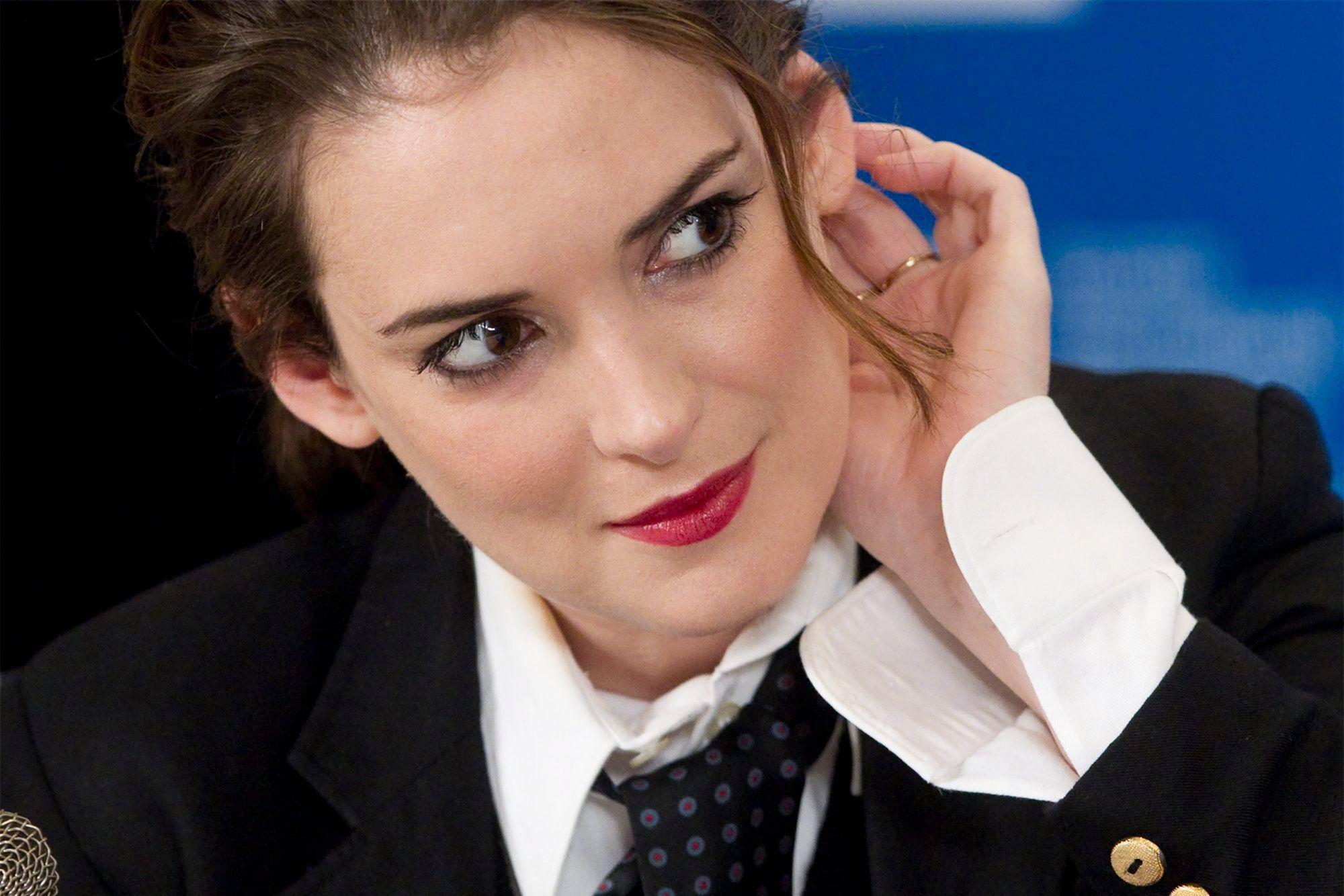 Winona Ryder Wallpapers - Top Free Winona Ryder Backgrounds ...