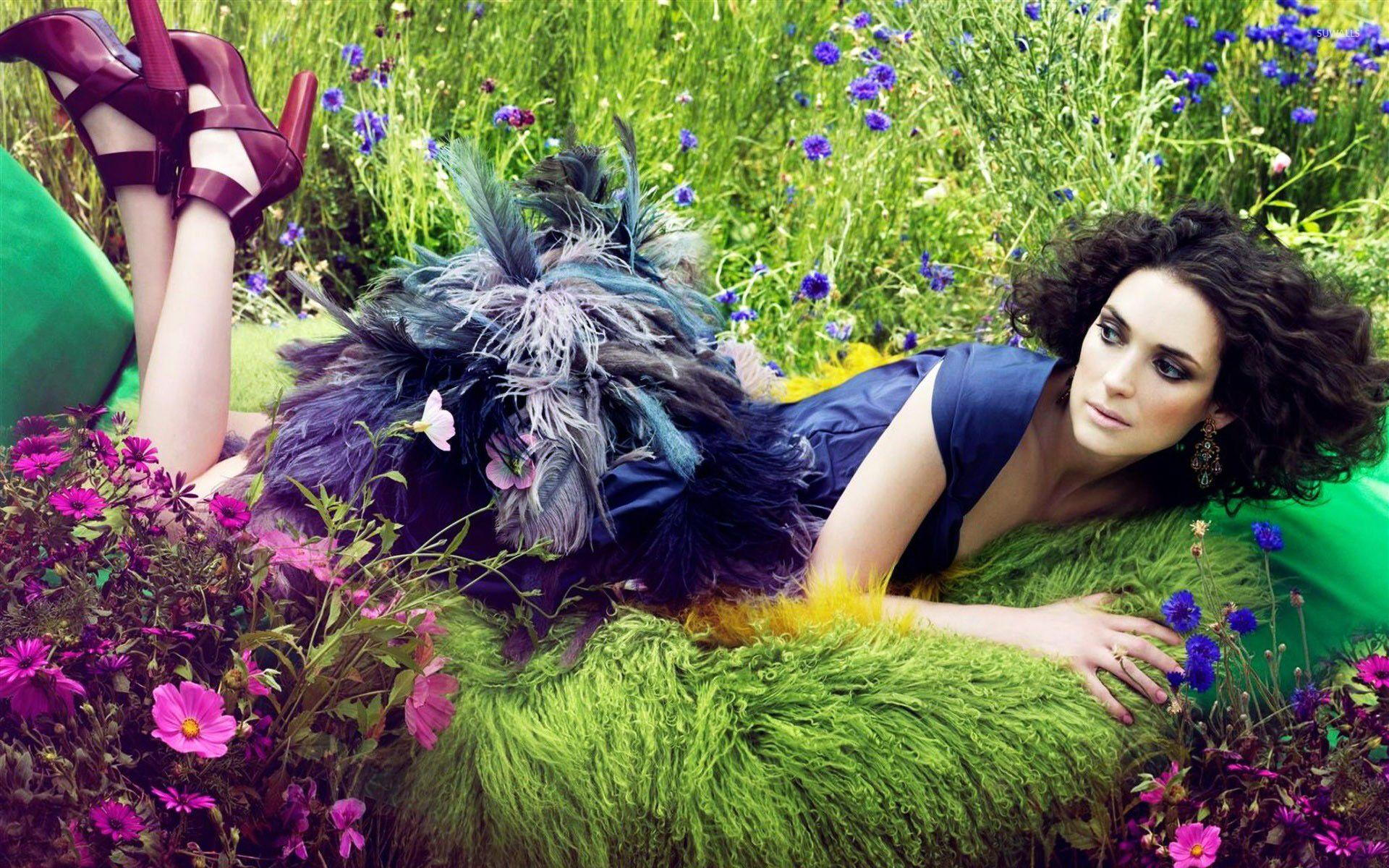 Winona Ryder Wallpapers - Top Free Winona Ryder Backgrounds ...