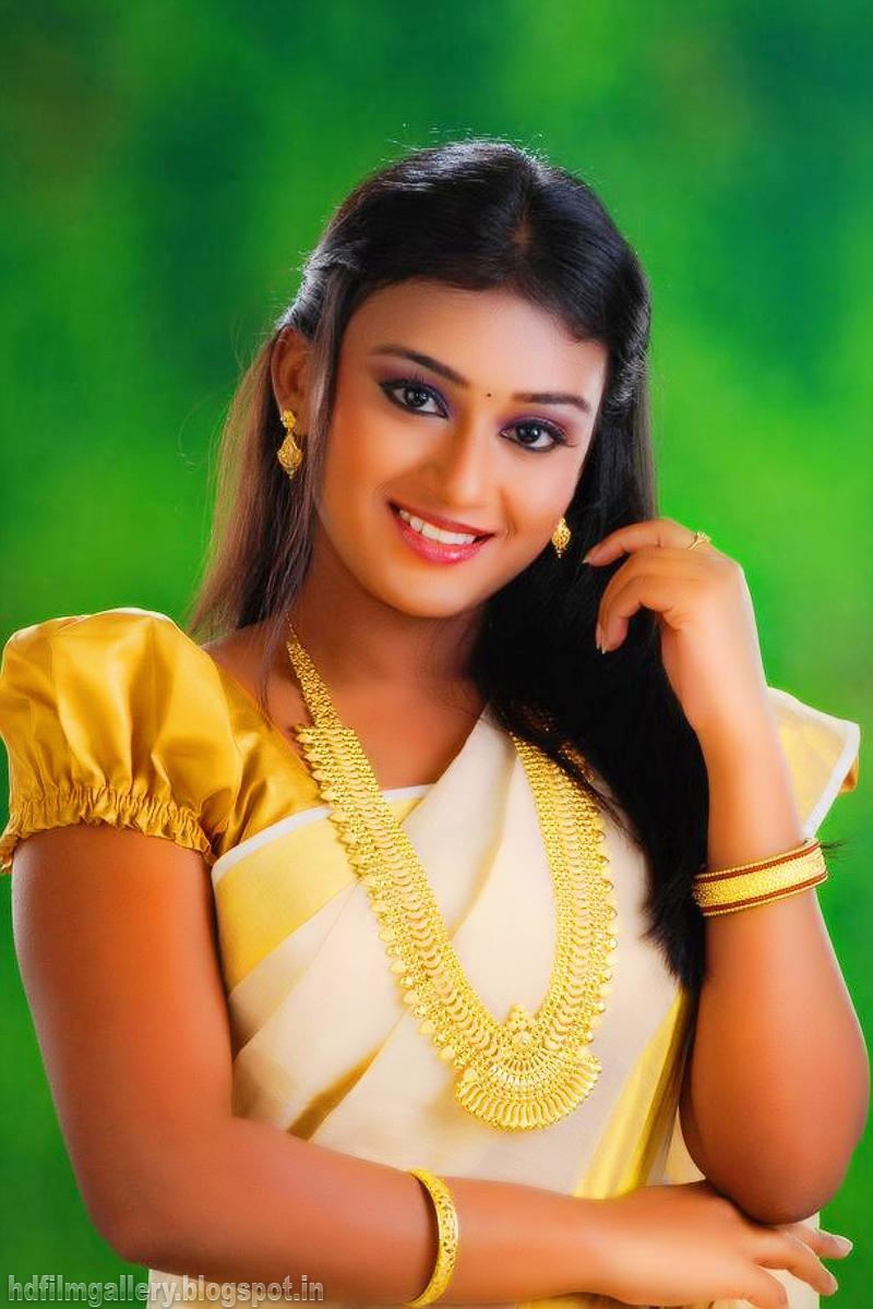 Malayalam Actress Wallpapers - Top Free Malayalam Actress Backgrounds ...