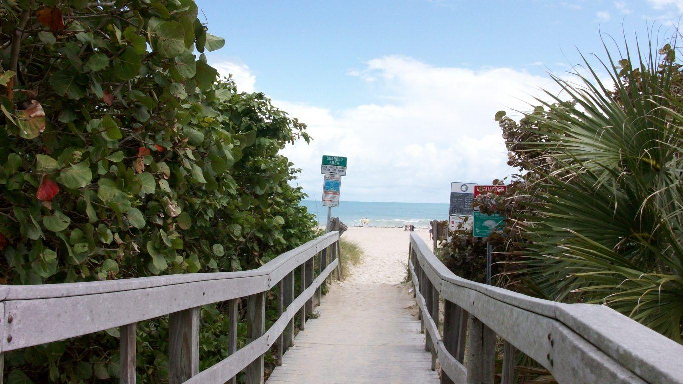 Colorful Boardwalk Wallpapers - Top Free Colorful Boardwalk Backgrounds ...