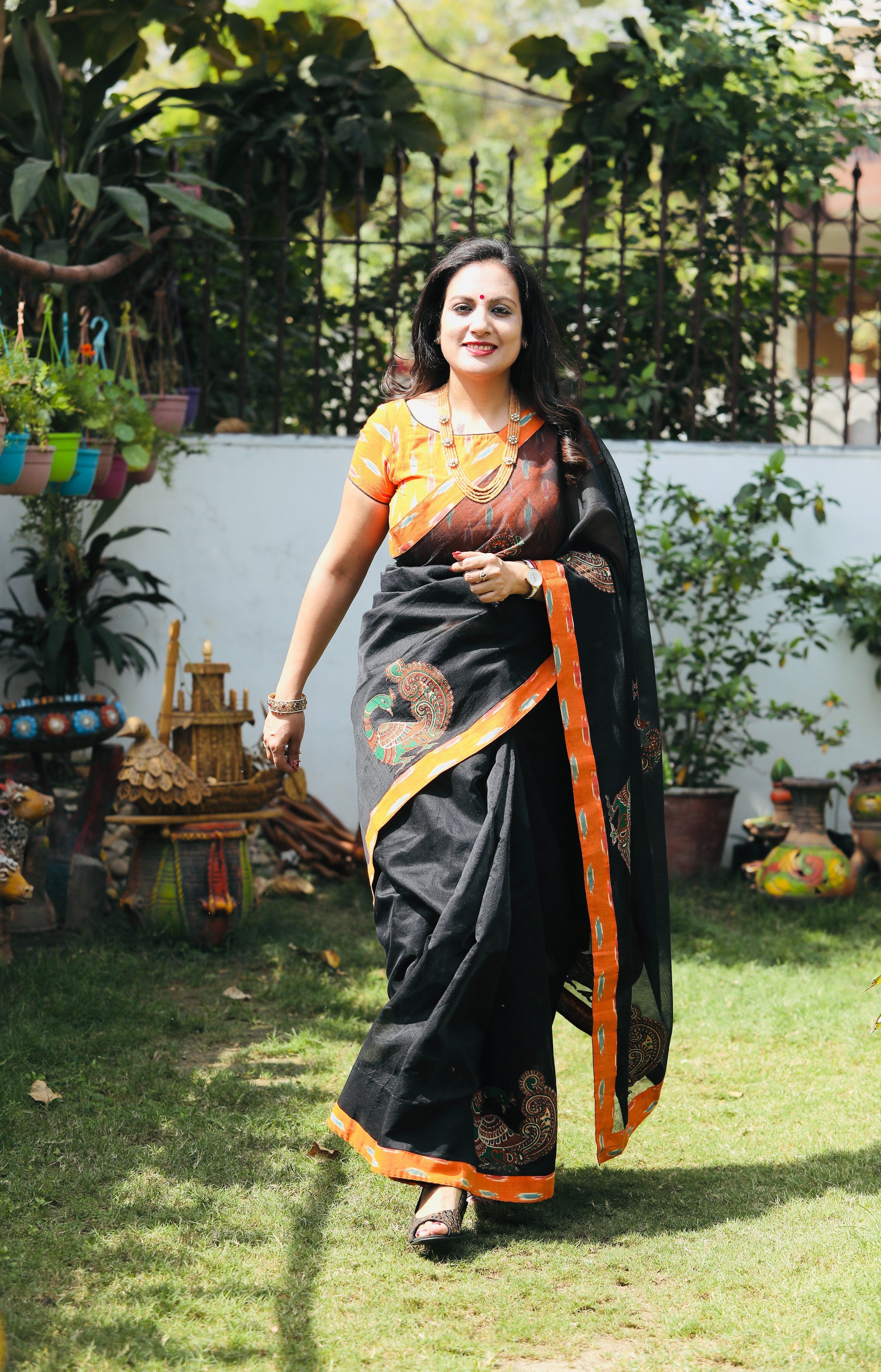Desi Aunty Wallpapers - Top Free Desi Aunty Backgrounds - WallpaperAccess