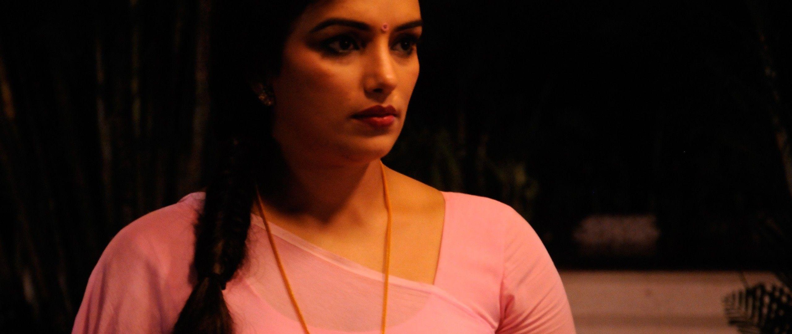 Swetha Menon Wallpapers - Top Free Swetha Menon Backgrounds ...