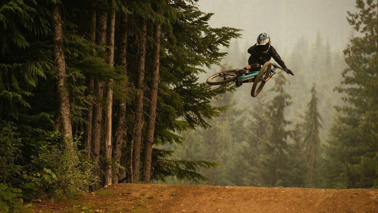 Downhill Bike Wallpapers - Top Free Downhill Bike Backgrounds ...