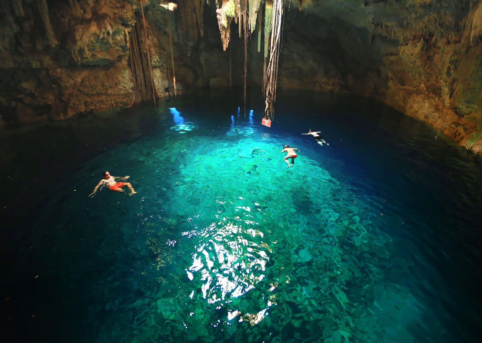Cenote Wallpapers - Top Free Cenote Backgrounds - WallpaperAccess