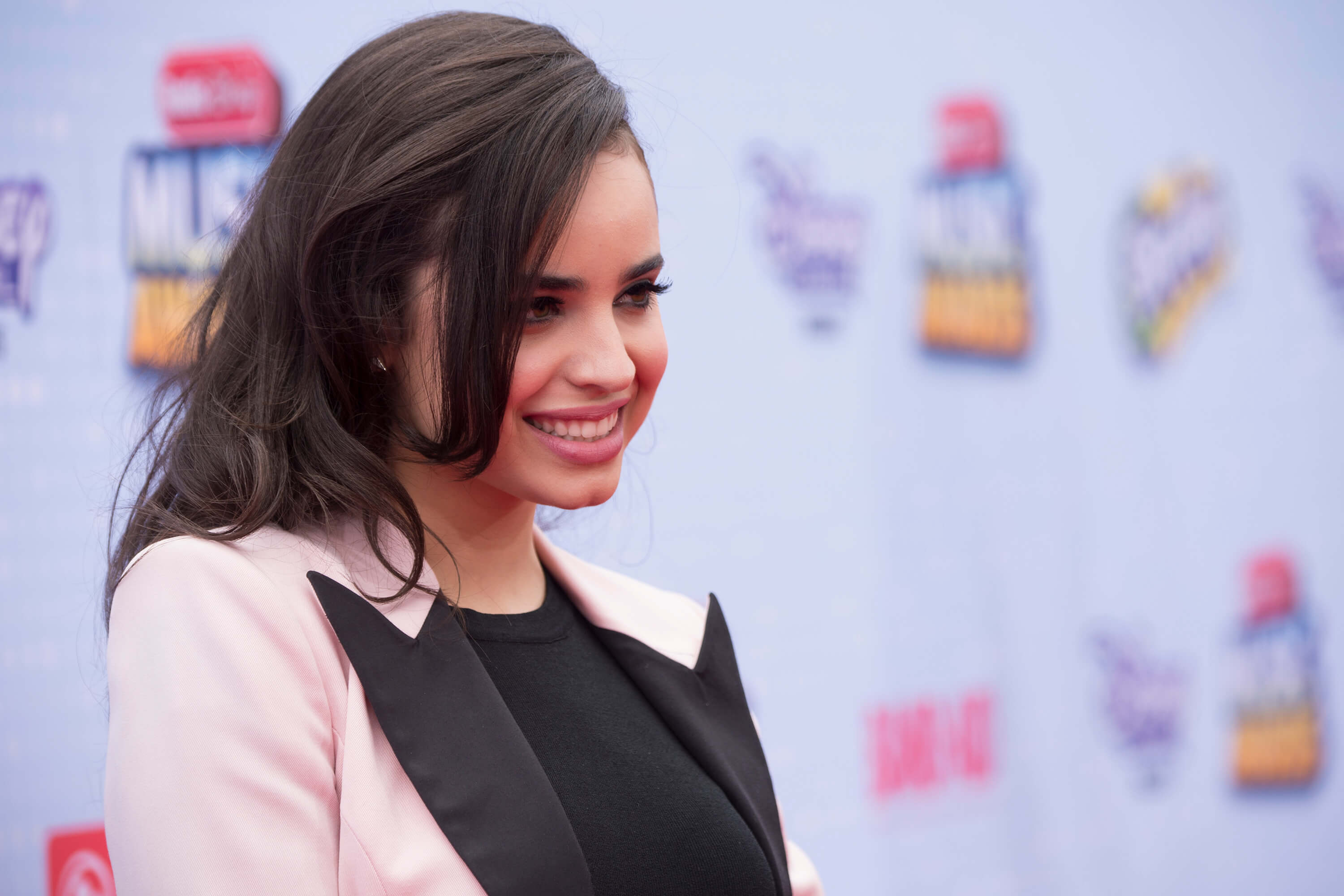 Sofia Carson Wallpapers - Top Free Sofia Carson Backgrounds - WallpaperAccess