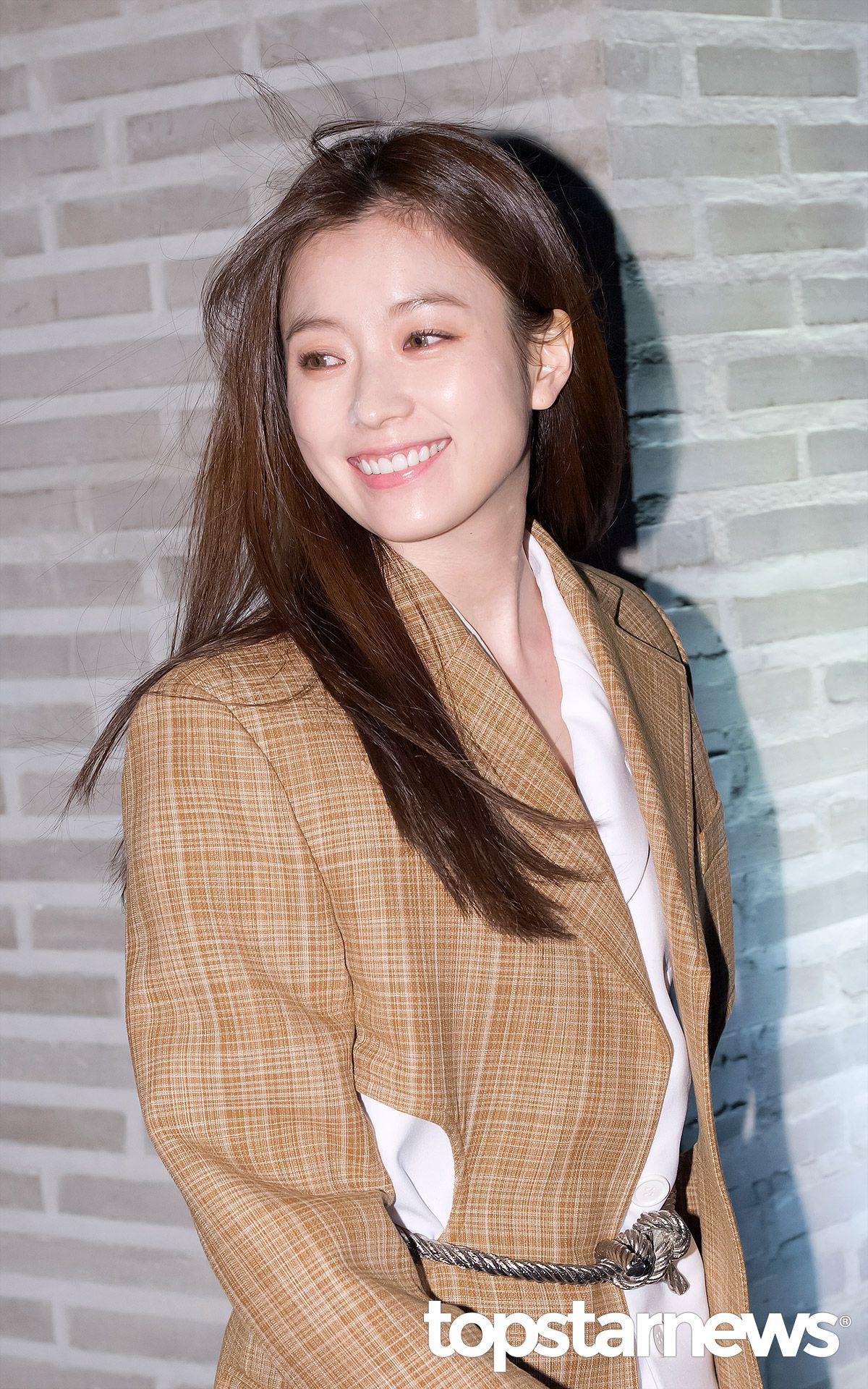 Han Hyo-joo Wallpapers - Top Free Han Hyo-joo Backgrounds - WallpaperAccess