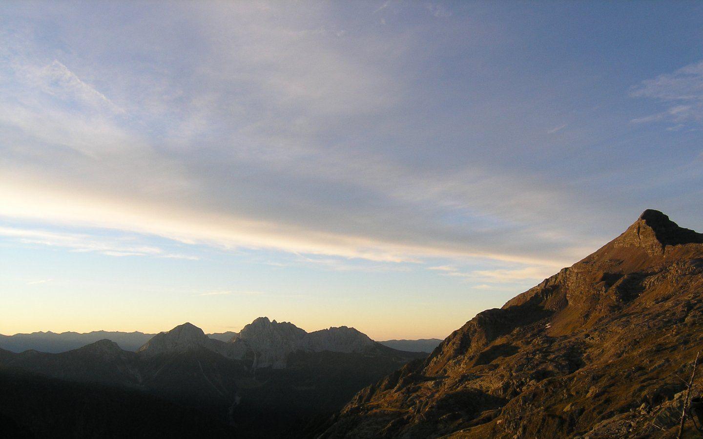 Mountain Sky Wallpapers - Top Free Mountain Sky Backgrounds ...