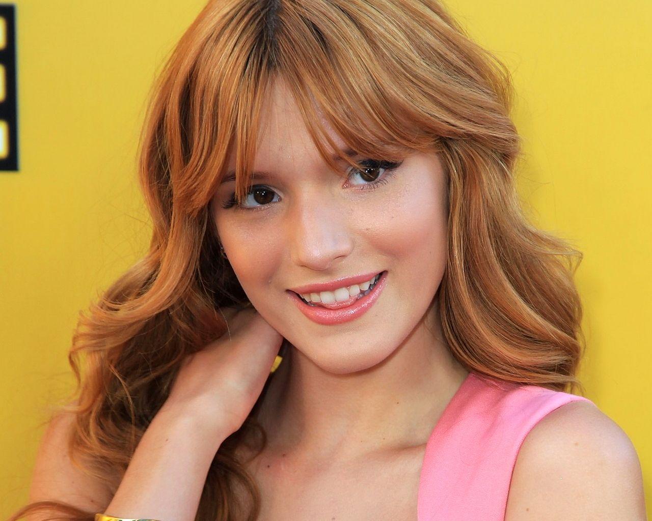 Bella Thorne Wallpapers Top Free Bella Thorne Backgrounds