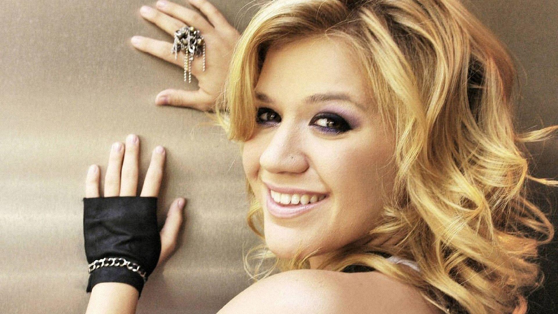 Kelly Clarkson Wallpapers - Top Free Kelly Clarkson Backgrounds ...