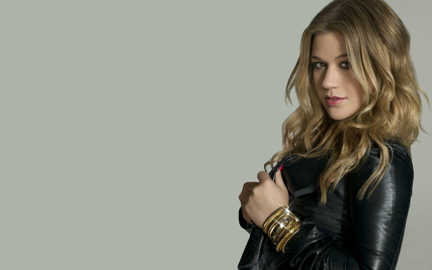 Kelly Clarkson Wallpapers - Top Free Kelly Clarkson Backgrounds ...