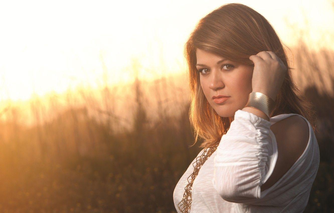 Kelly Clarkson Wallpapers - Top Free Kelly Clarkson Backgrounds ...