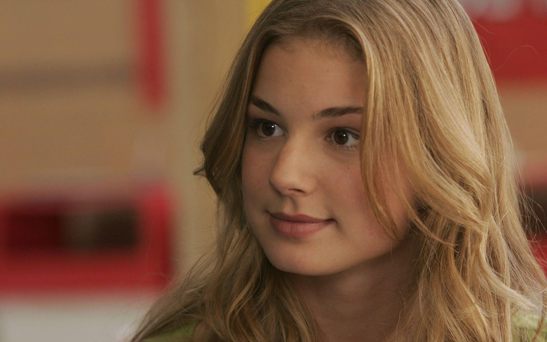Emily VanCamp Wallpapers - Top Free Emily VanCamp Backgrounds ...
