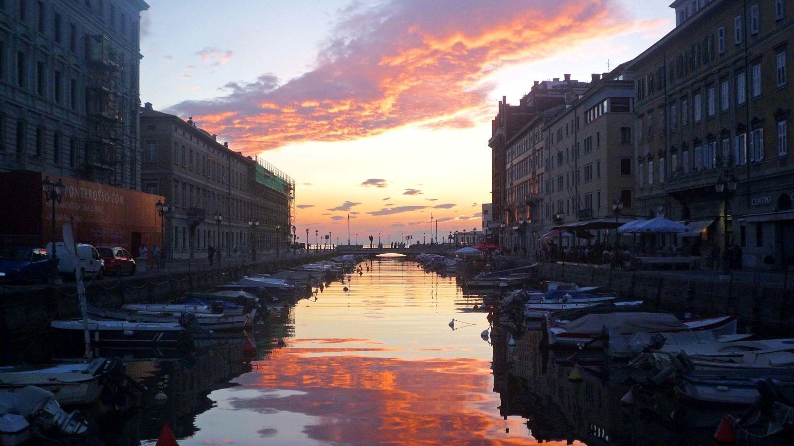 Trieste Wallpapers - Top Free Trieste Backgrounds - WallpaperAccess