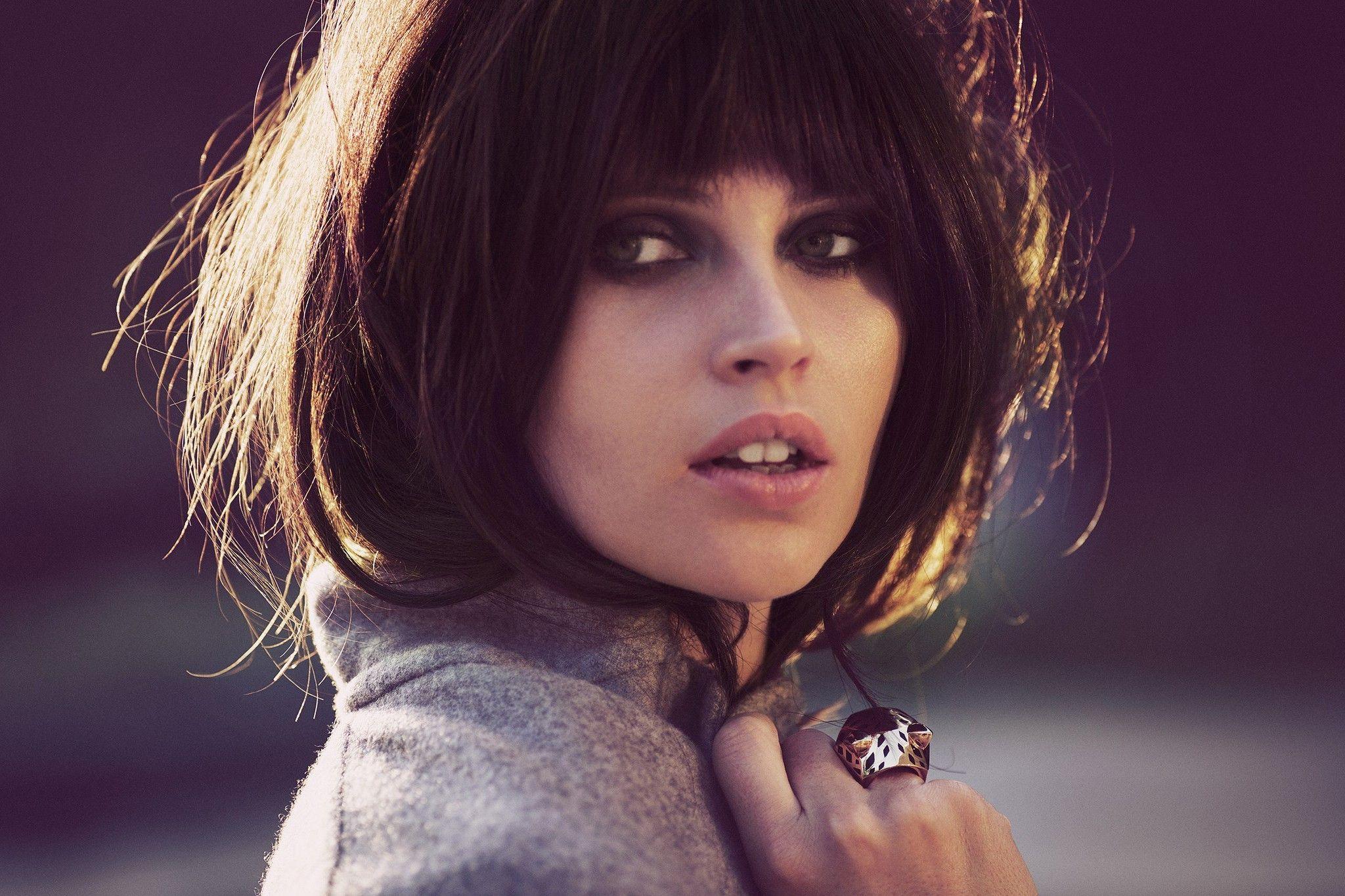 Felicity Jones Wallpapers - Top Free Felicity Jones Backgrounds ...