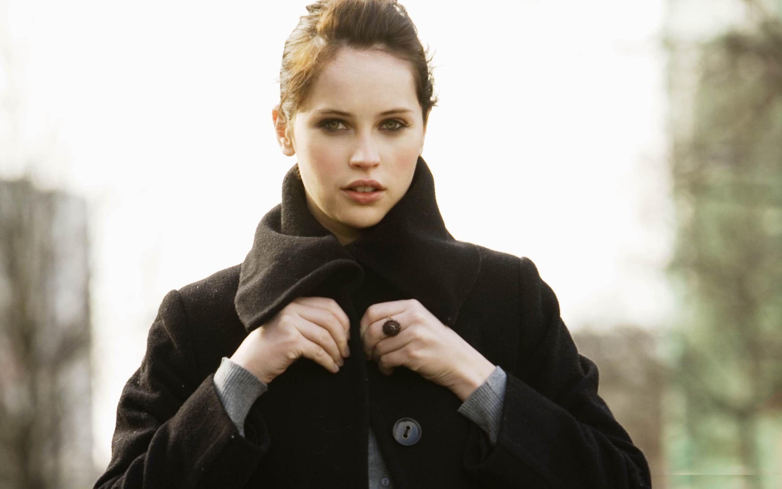 Felicity Jones Wallpapers - Top Free Felicity Jones Backgrounds ...