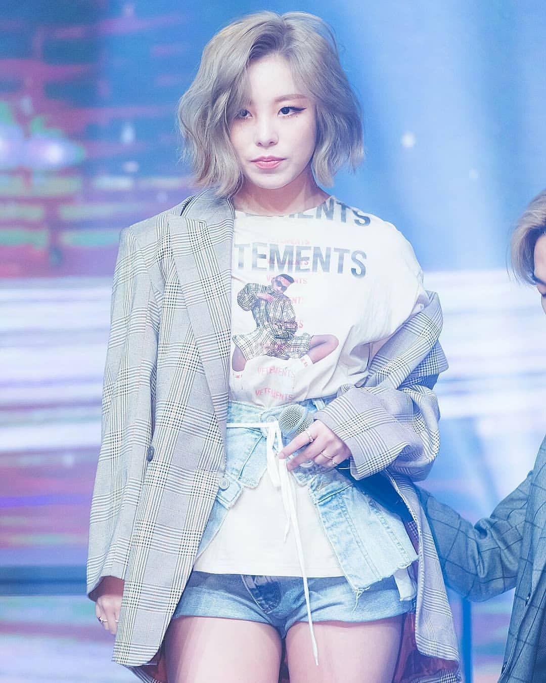 Wheein Wallpapers - Top Free Wheein Backgrounds - WallpaperAccess