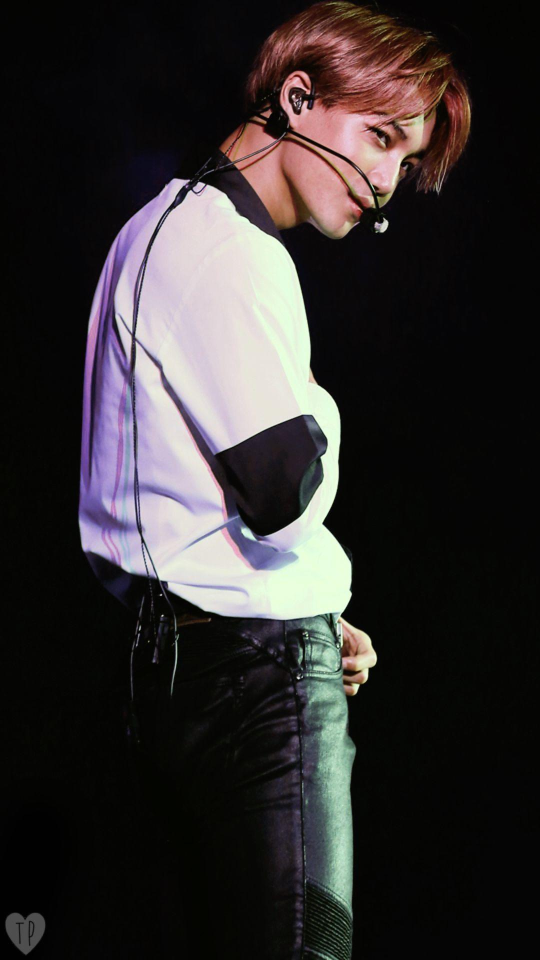 Kim Jongin Wallpapers - Top Free Kim Jongin Backgrounds - WallpaperAccess