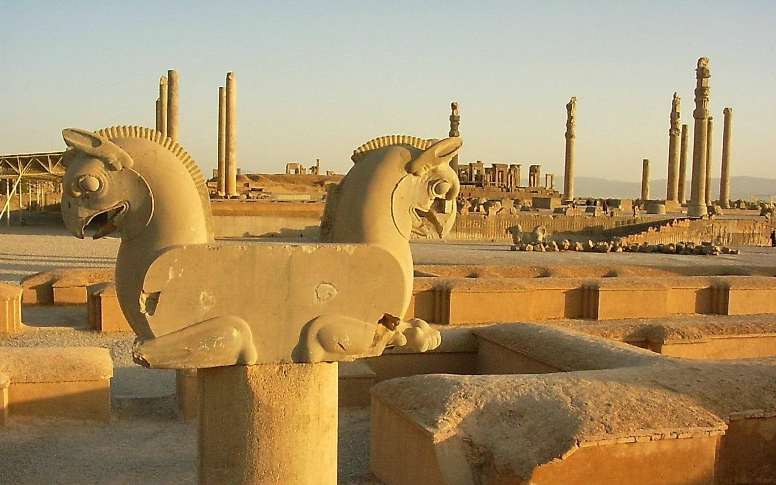 Persepolis Wallpapers - Top Free Persepolis Backgrounds - WallpaperAccess