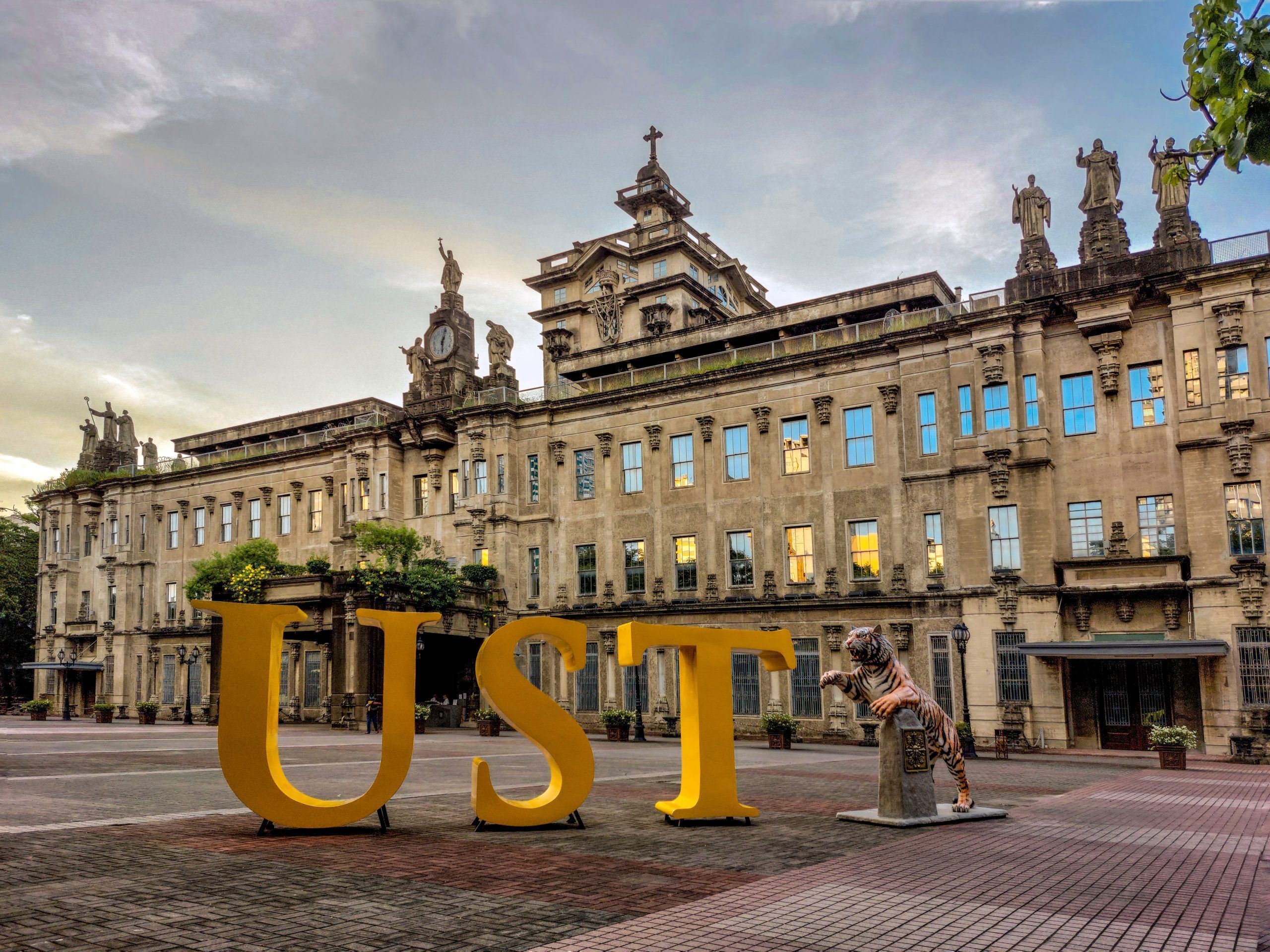 Ust Wallpapers - Top Free Ust Backgrounds - WallpaperAccess