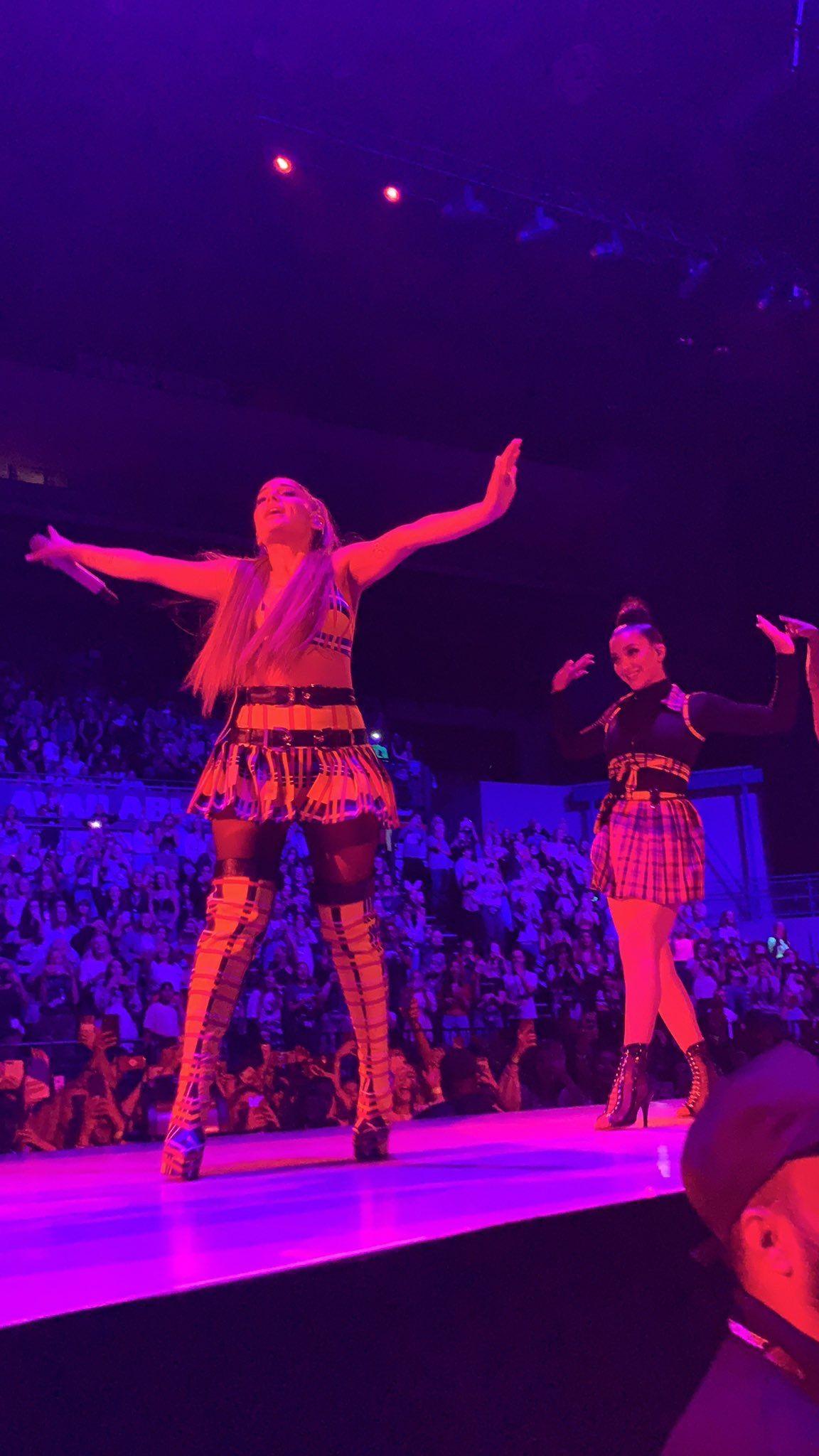 Entertainment Wallpapers - Top Free Entertainment Backgrounds ...