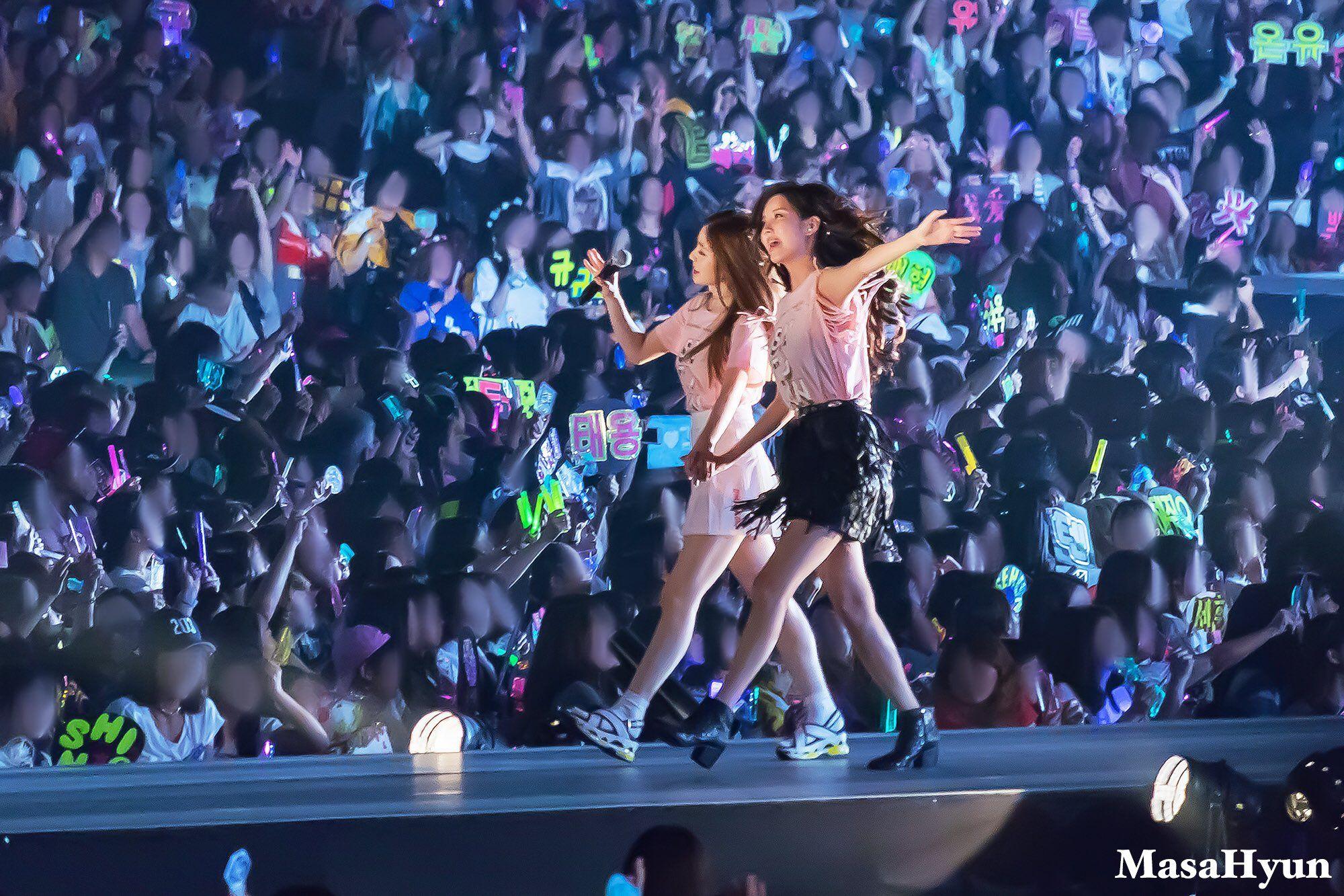 SM Town Wallpapers - Top Free SM Town Backgrounds - WallpaperAccess