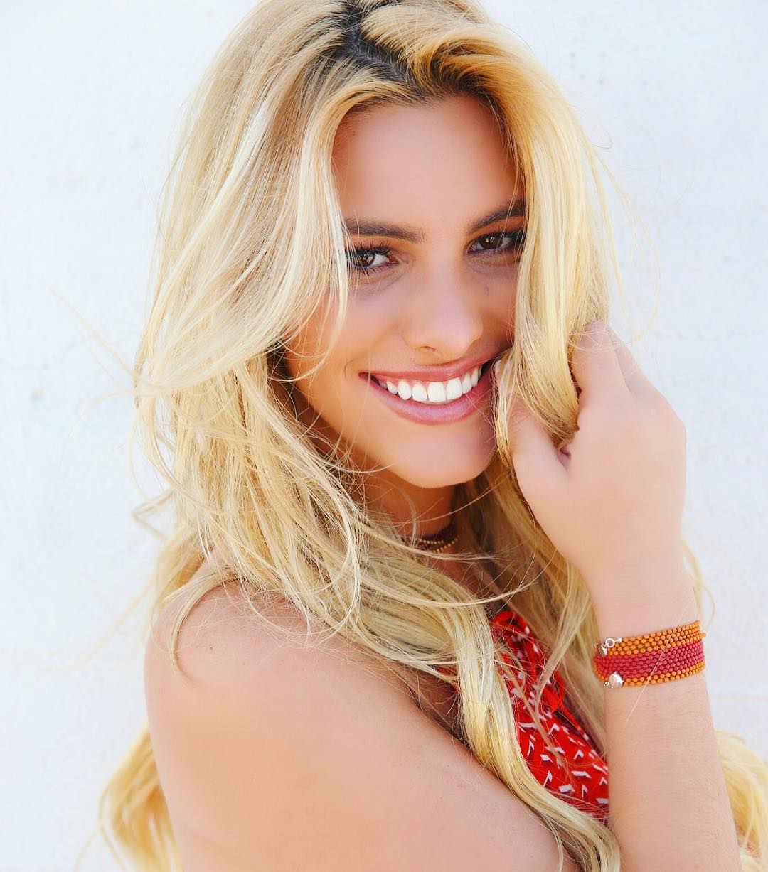 Lele Pons Wallpapers - Top Free Lele Pons Backgrounds - WallpaperAccess