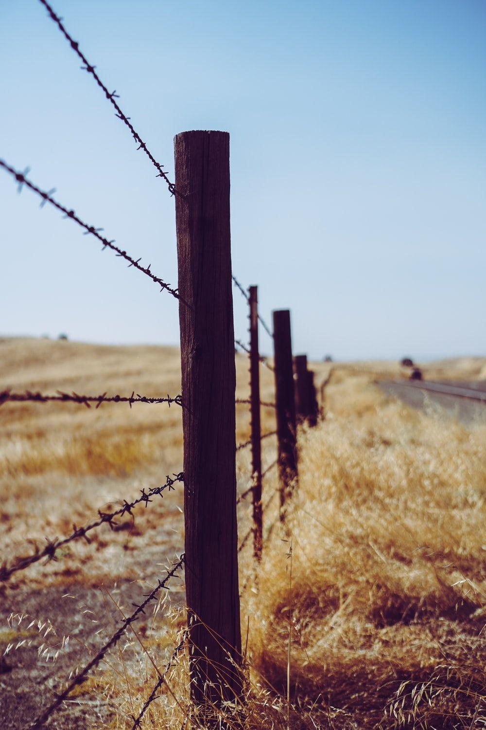 Barbed Wire Fences Wallpapers - Top Free Barbed Wire Fences Backgrounds ...