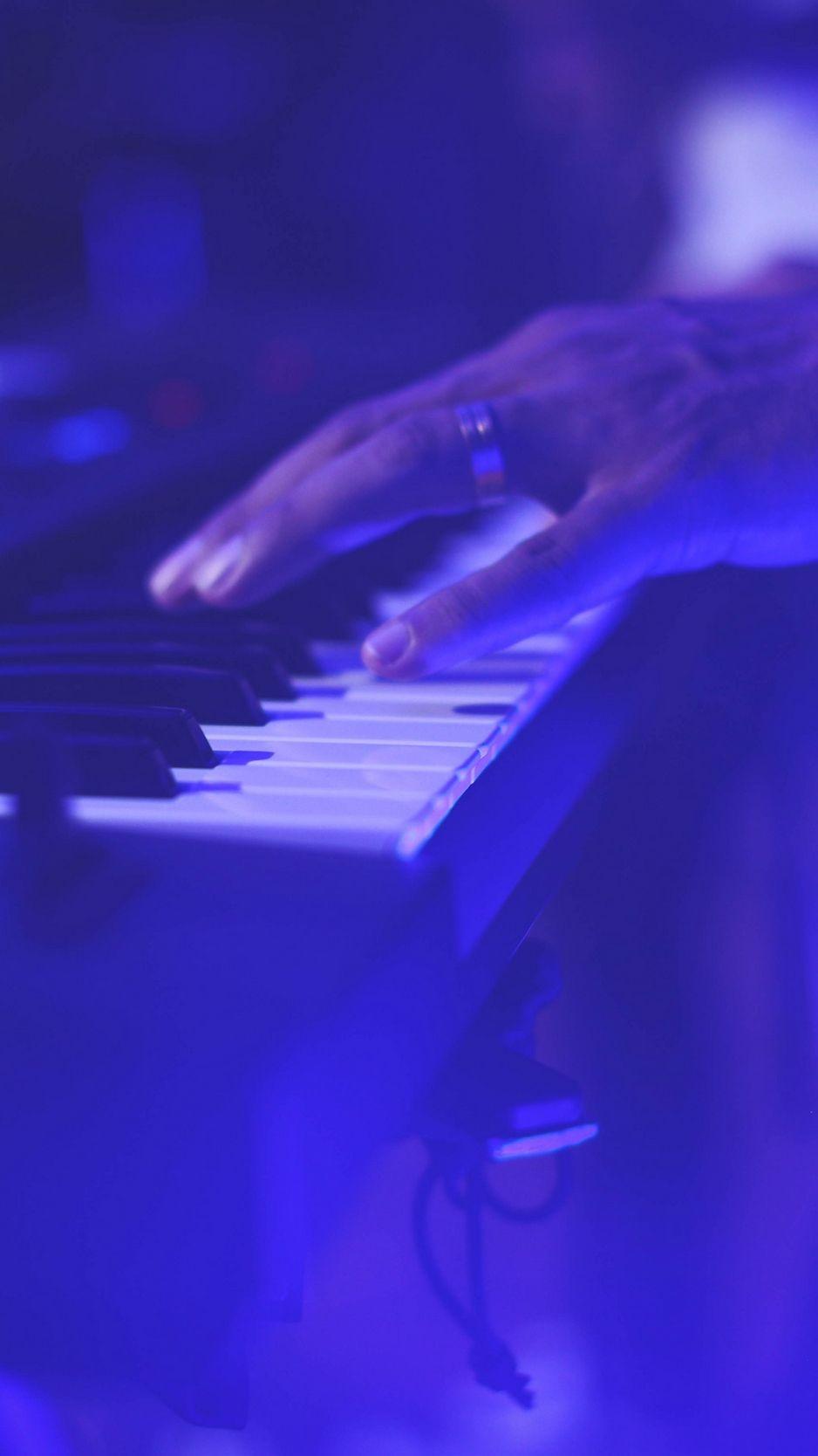 Playing Music Wallpapers - Top Free Playing Music Backgrounds ...