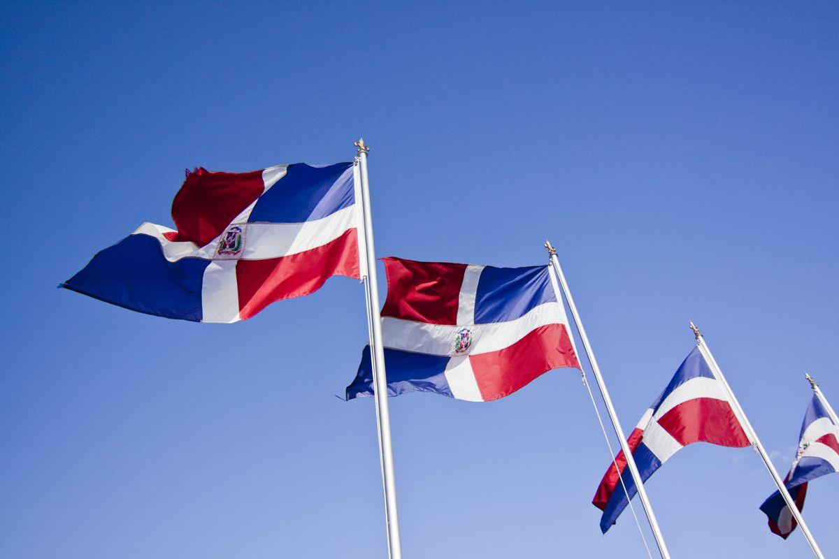 Dominican Flag Wallpapers - Top Free Dominican Flag Backgrounds ...