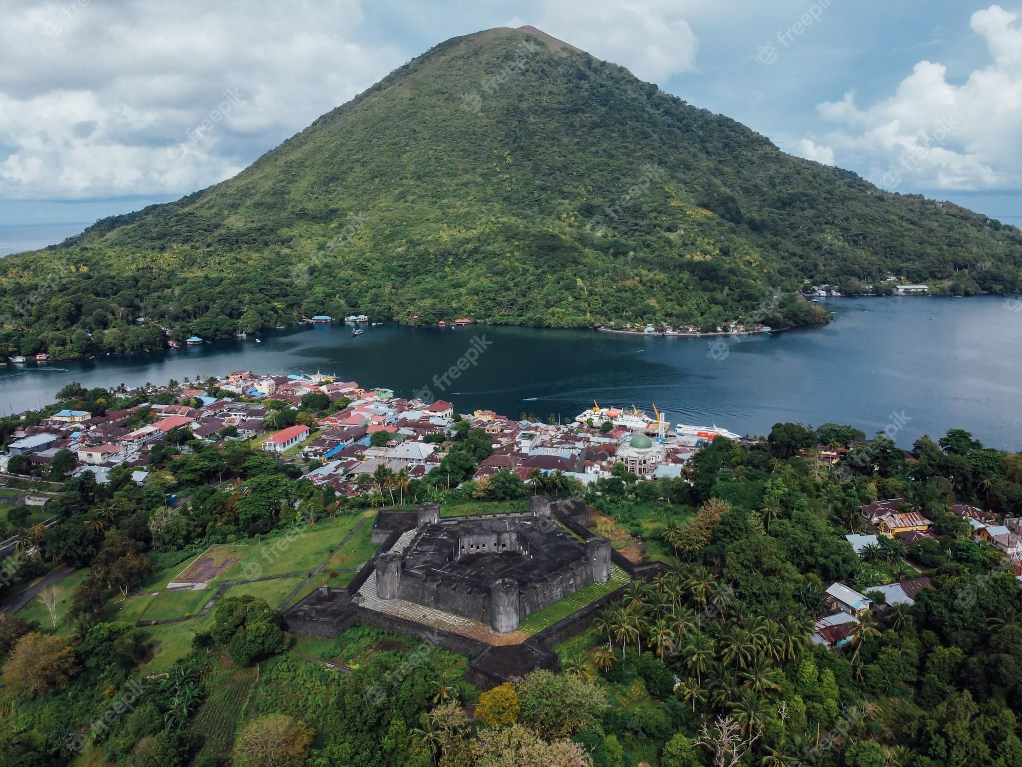 Banda Neira Wallpapers - Top Free Banda Neira Backgrounds - WallpaperAccess