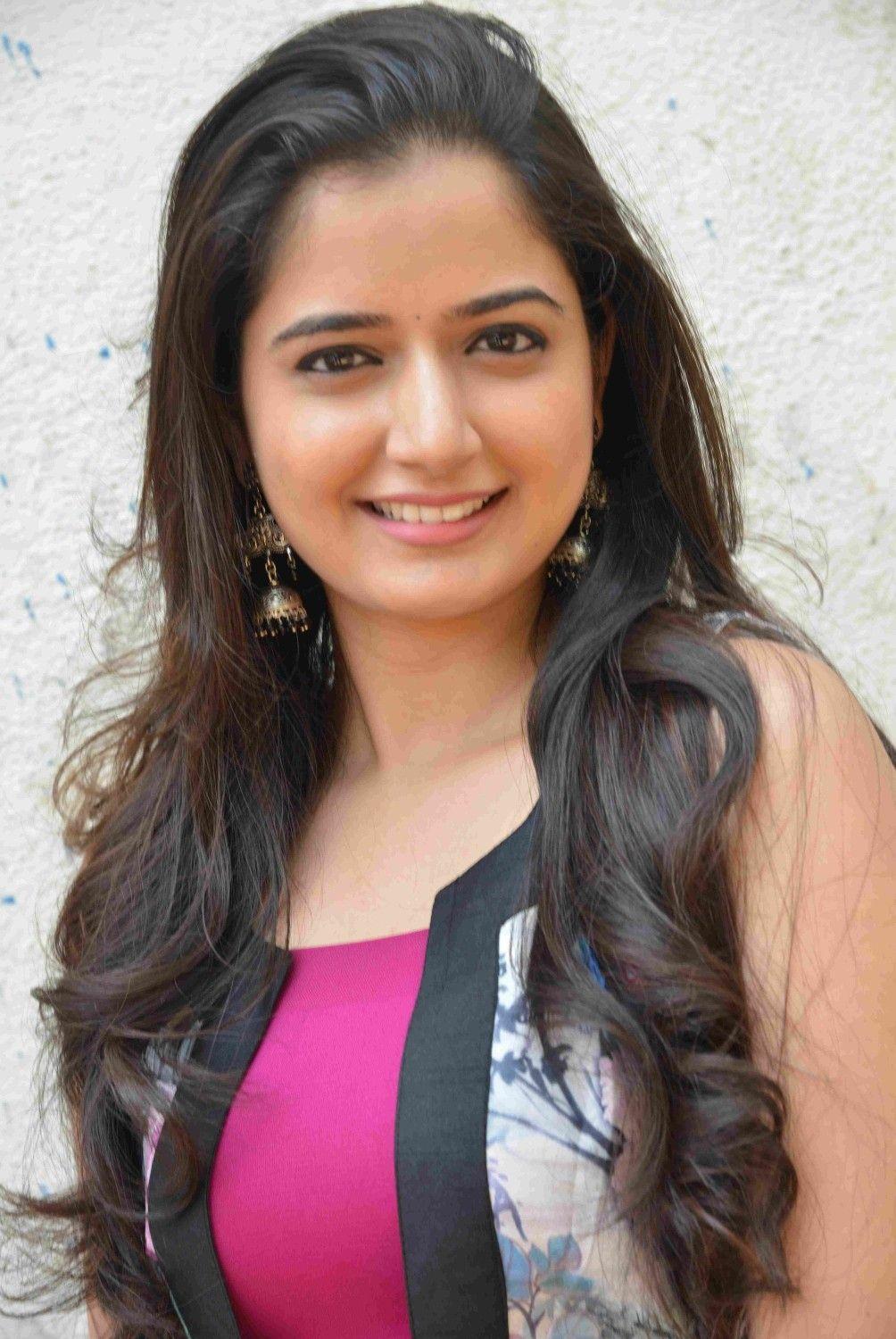 Ashika Ranganath Wallpapers - Top Free Ashika Ranganath Backgrounds ...