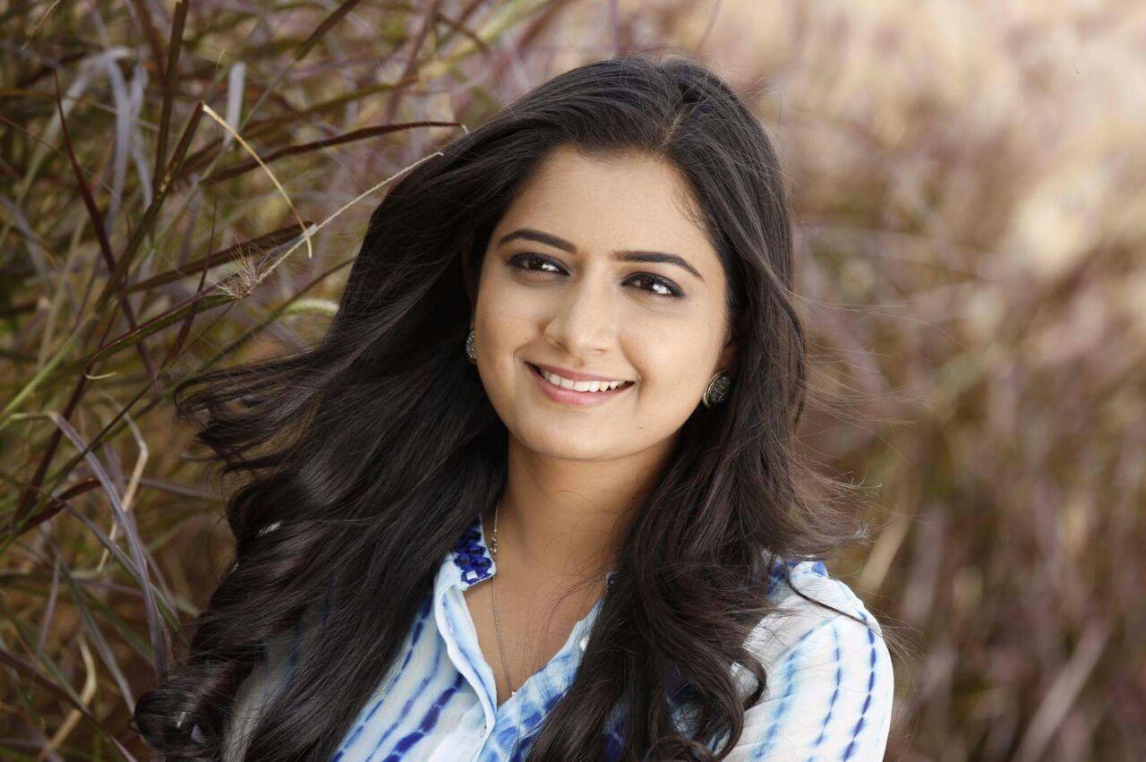 Ashika Ranganath Wallpapers - Top Free Ashika Ranganath Backgrounds ...