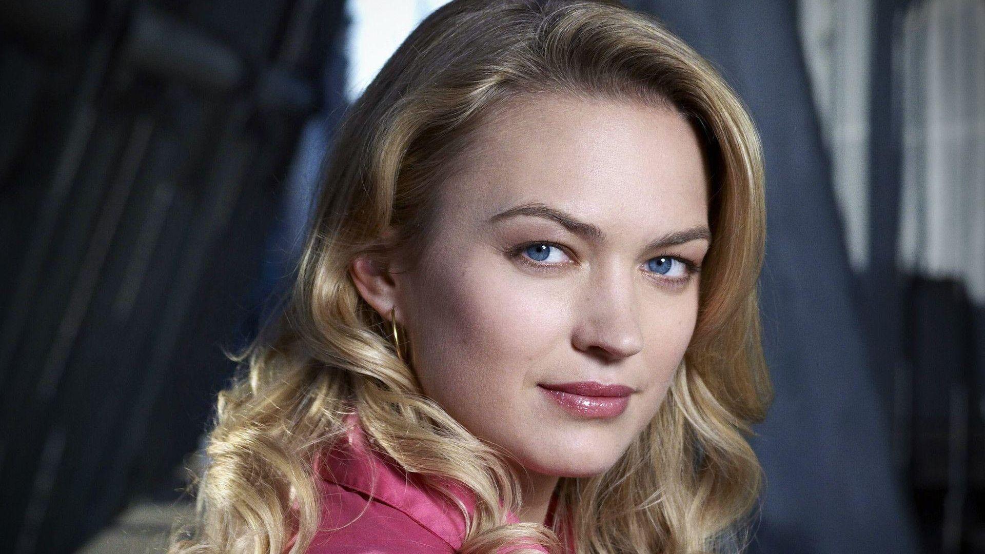 Sophia Myles Wallpapers - Top Free Sophia Myles Backgrounds ...