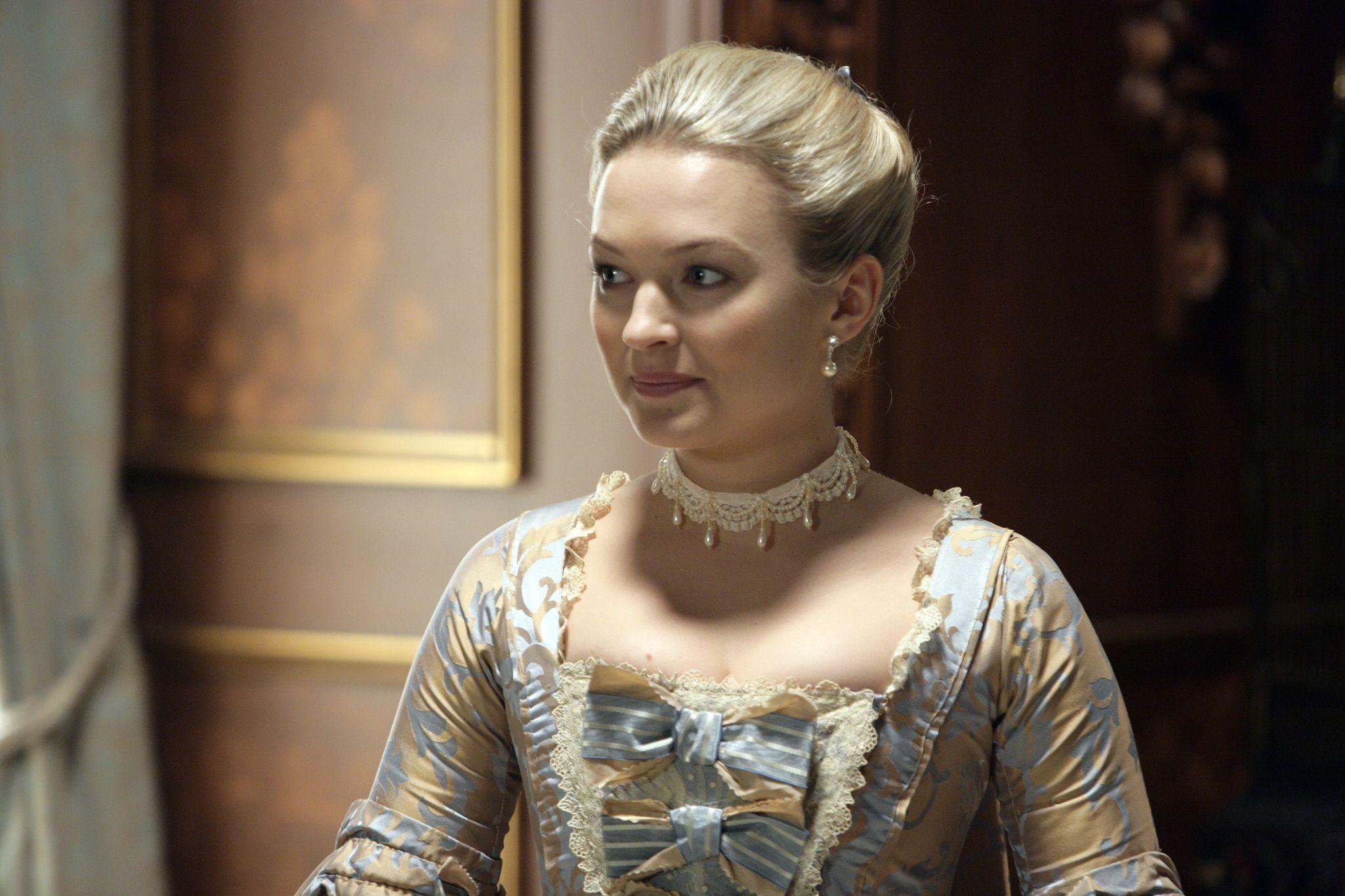 Sophia Myles Wallpapers - Top Free Sophia Myles Backgrounds ...