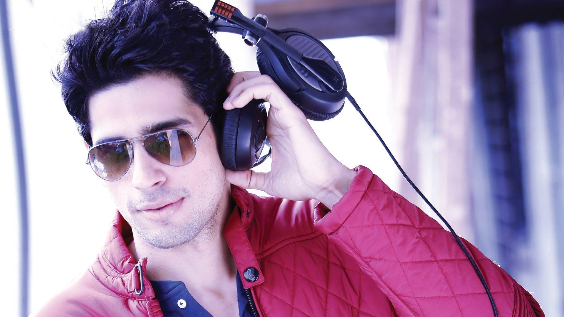 Siddharth Malhotra Wallpapers - Top Free Siddharth Malhotra Backgrounds ...