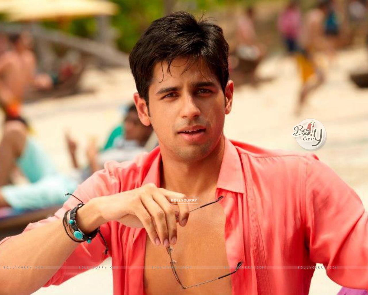 Siddharth Malhotra Wallpapers - Top Free Siddharth Malhotra Backgrounds ...